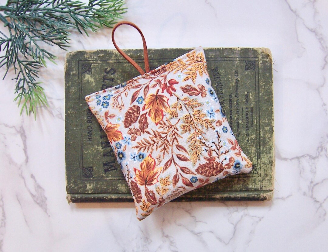 Hanging Balsam Pine Sachets to Hang in Your Bathroom or Your Closet ...