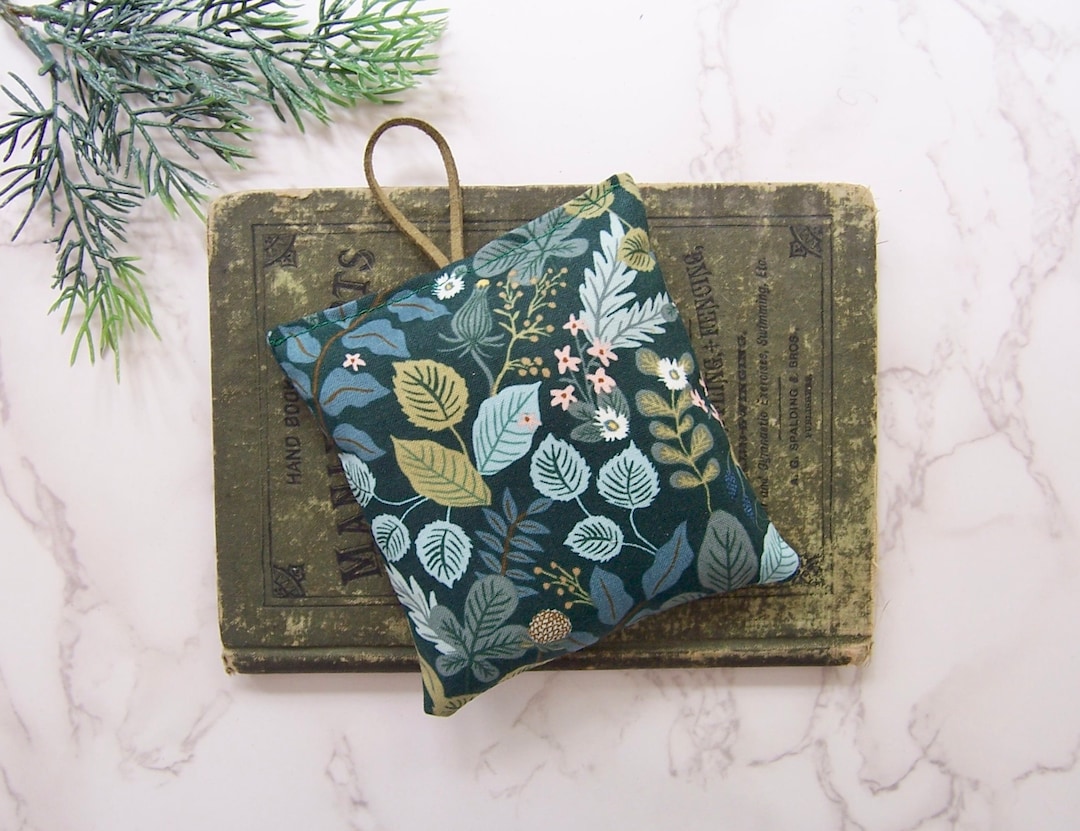 Hanging Balsam Fir Pine Sachets Sachet for Your Drawers or Bathroom ...