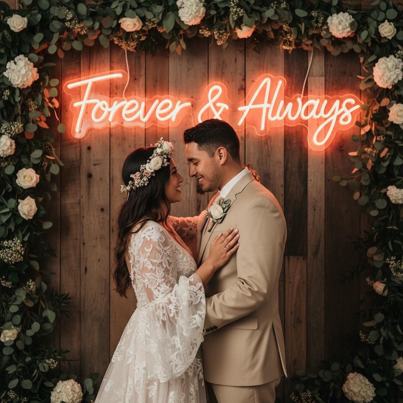 Neon Wedding Names, Last Name Neon Sign Wedding, Wedding Light Decor ...