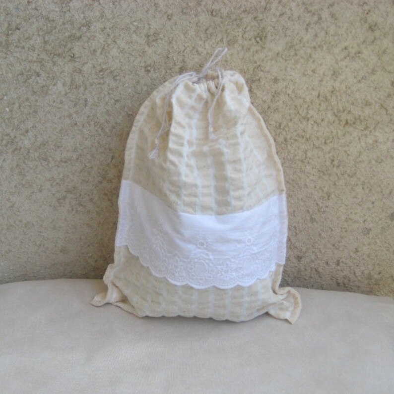 Linen Lace Drawstring Bag, Wrinkled Fabric Pouch, Natural White Ruffle ...