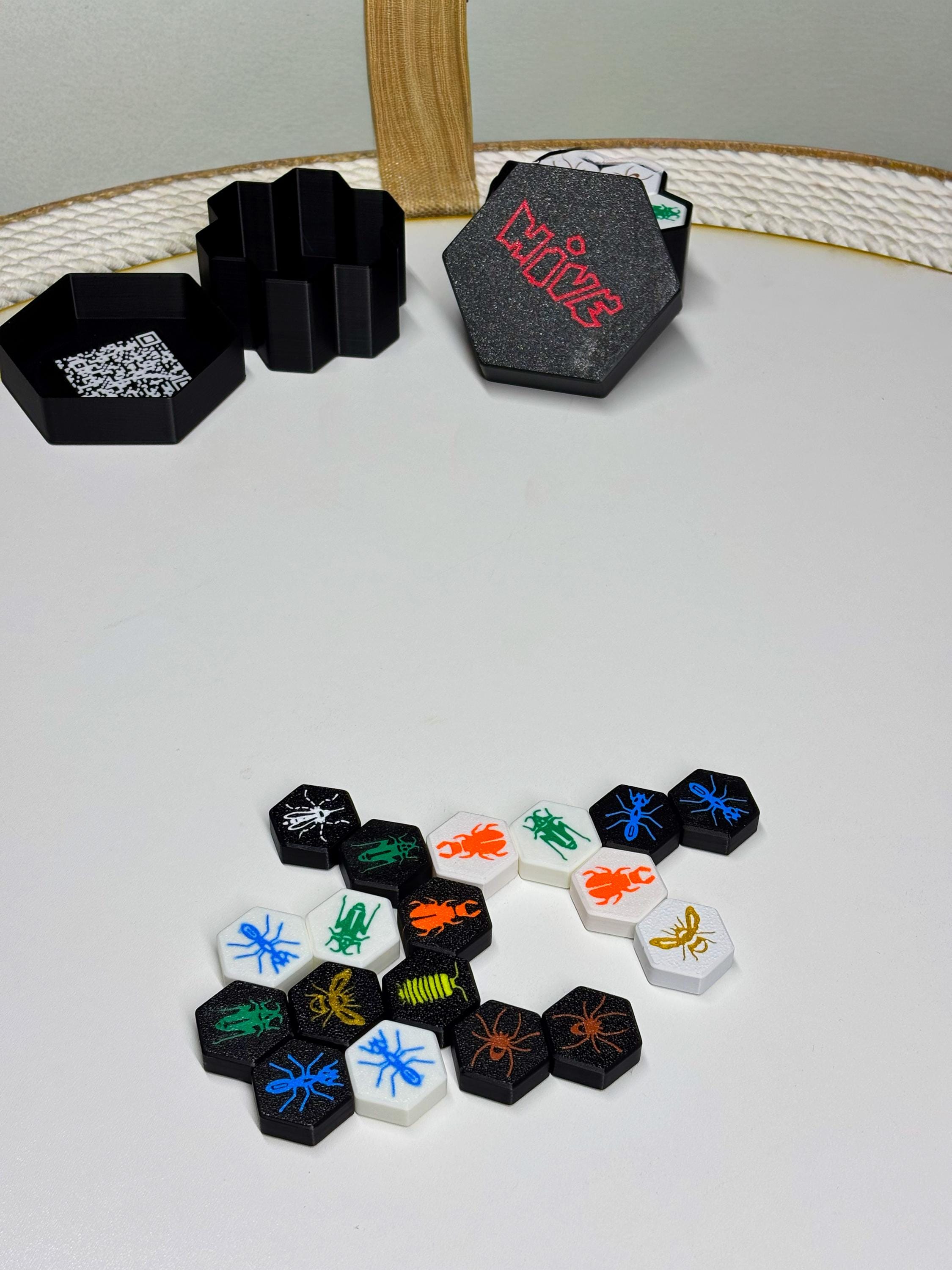 Water-resistant 3D Printed Storage Case & Tiles for Hive Pocket – Board ...