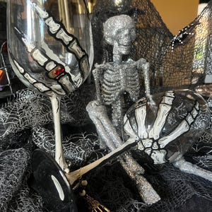 Skeleton Hand His and Hers Toasting Wine Glasses. - Etsy