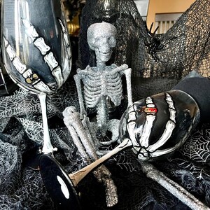 Skeleton Hand His and Hers Toasting Wine Glasses. - Etsy