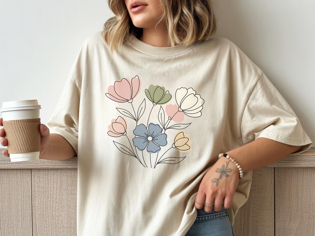Comfort Colors® Floral T-shirt, Minimalist Pastel Boho Design - Etsy