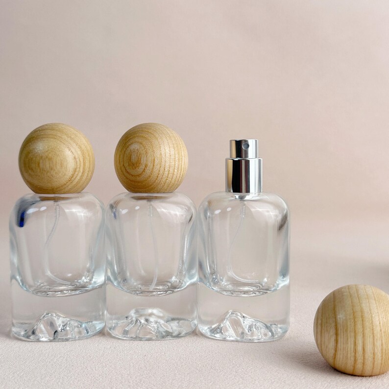30 Ml Clear Glass Spray Bottle, Smooth-textured Solid Wood Spherical ...