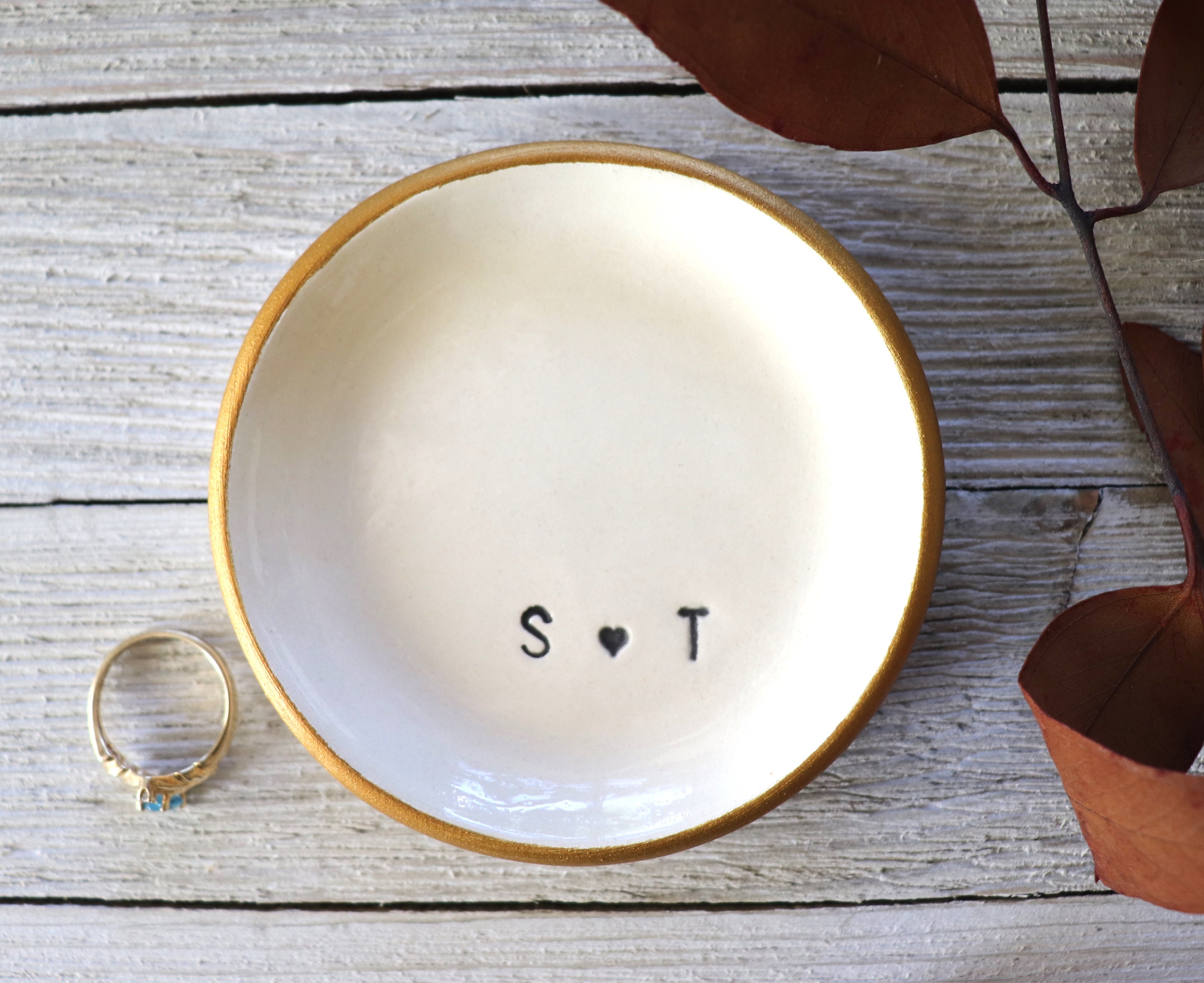 Ring holder Ring dish Wedding ring dish Engagement ring | Etsy