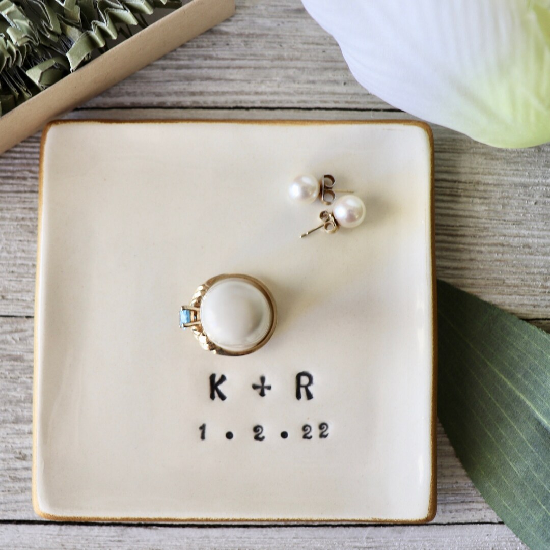 Custom Wedding Ring Dish, Wedding Gift, Personalized Ring Holder ...