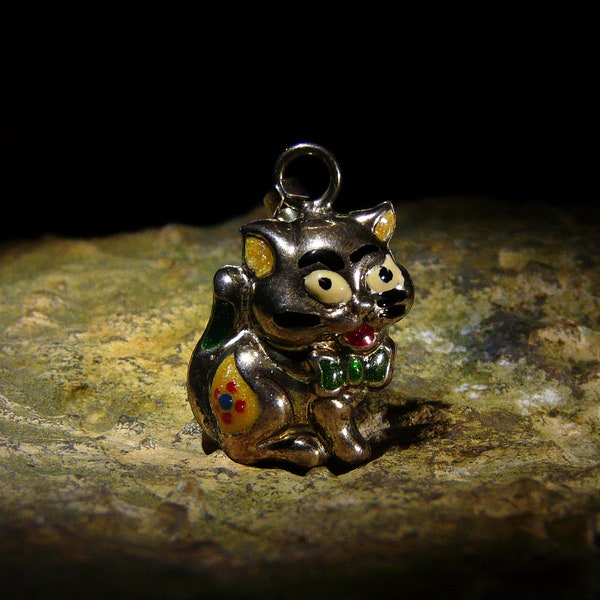 Lucky Cat Bead - Etsy