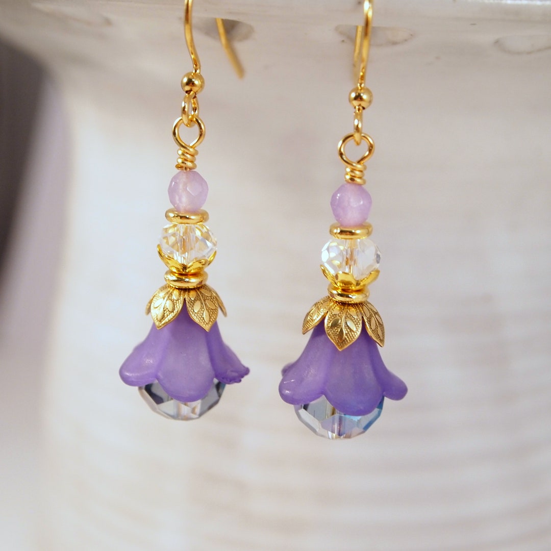 Elegant Flower Earrings Purple Spring Earrings Beaded Glass Pierce or ...