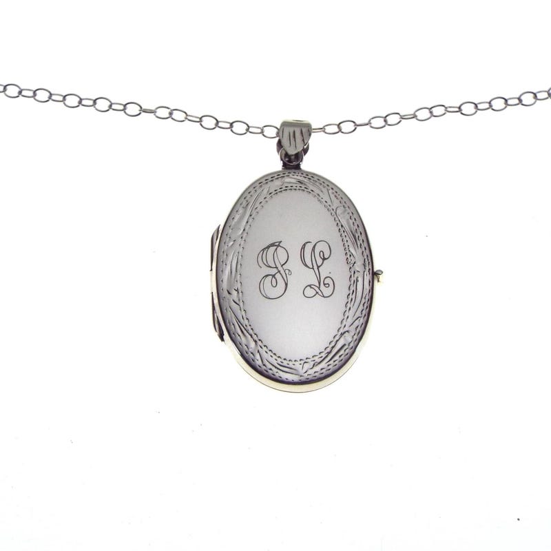 Personalized Locket - Etsy