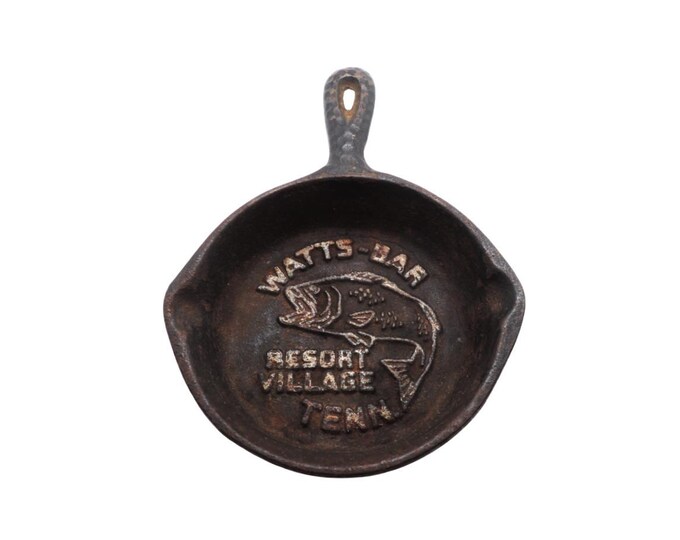 Vintage Miniature Souvenir Cast Iron Skillet, Watts Bar Resort Village ...