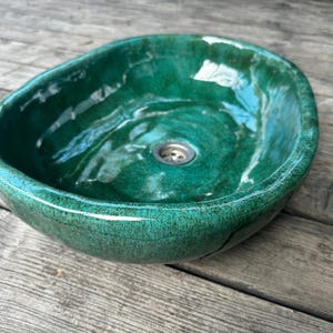 UM48 Large Oval Ceramic Washbasin Green - Etsy