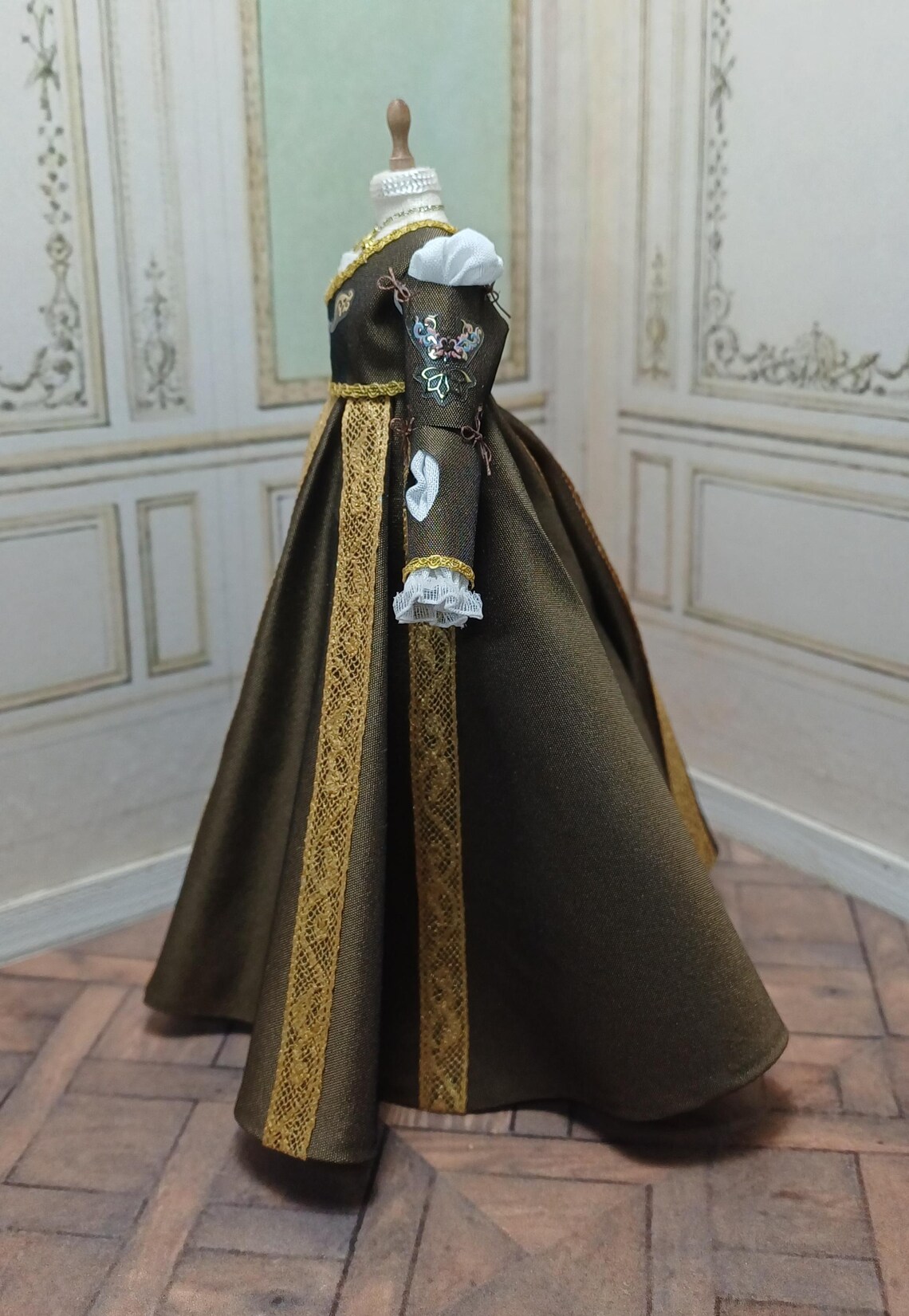 Miniature Dollhouse Italian Renaissance Mannequin - Etsy