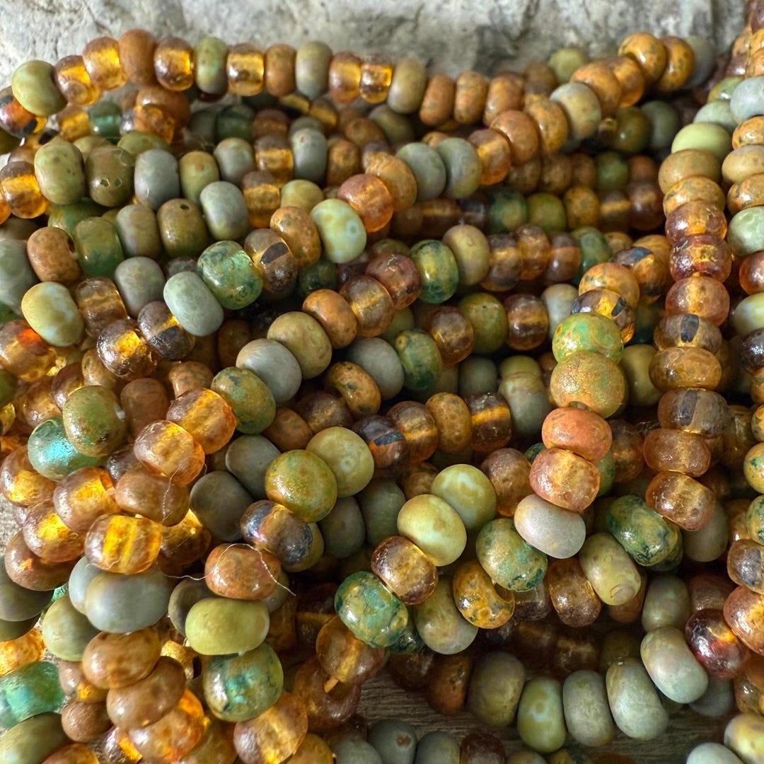 5/0 Field of Gold Picasso Mix, 4.5mm Strand Approximately 164 Beads ...