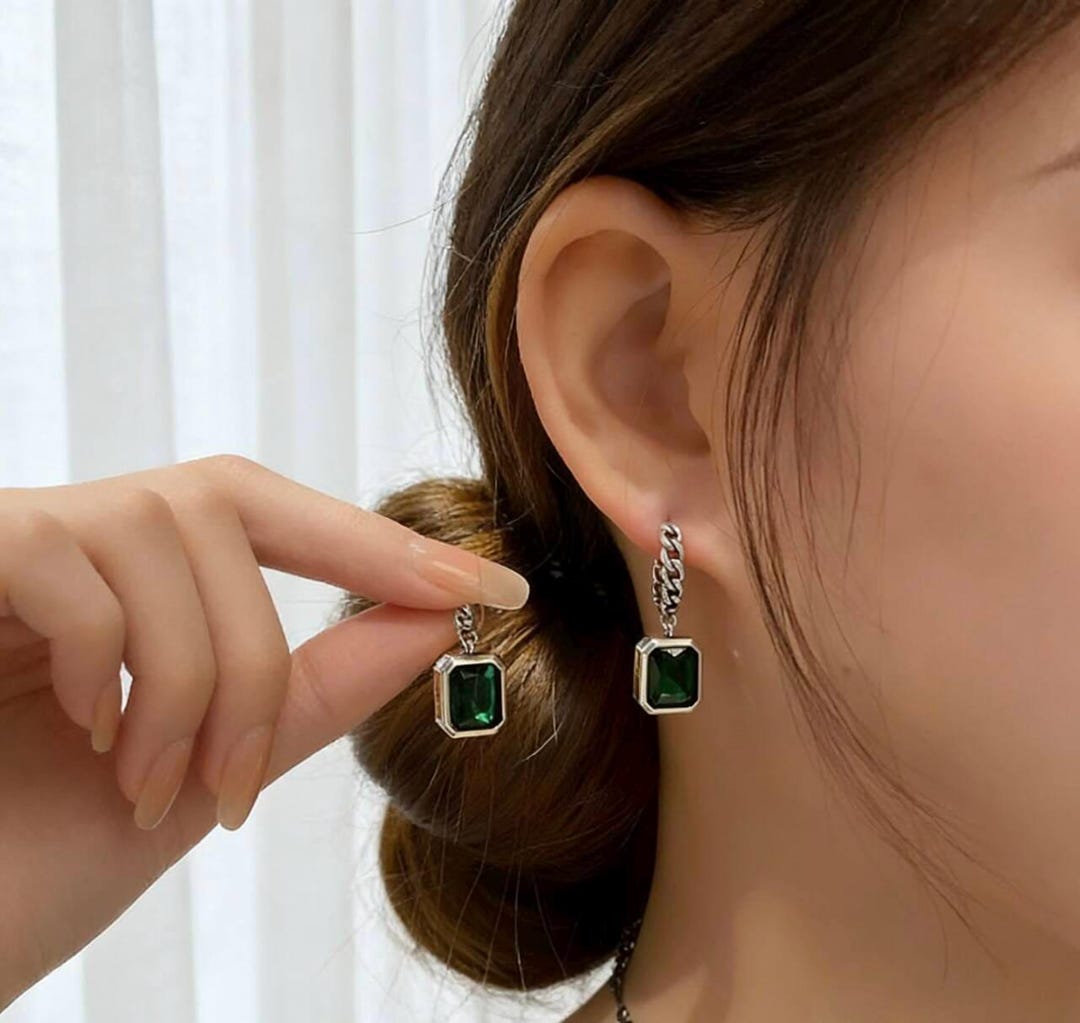 Minimalist Style Emerald Pendant Earrings, Metal Wrap Hoop Earrings for ...