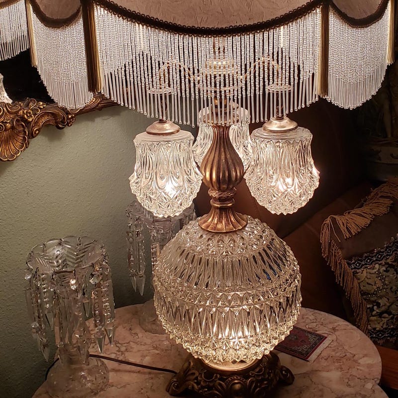 Hollywood Regency Light