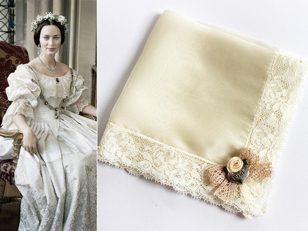 Silk Handkerchief for Bride, Vintage Inspired Wedding Hanky, Ivory Lace ...