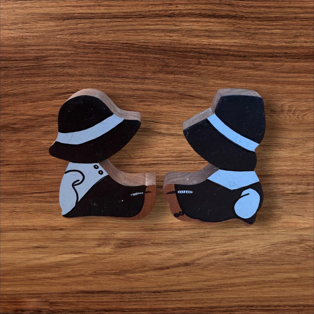 Vintage Wooden Folk Art Couple Figurines | Amish Style Man & Woman ...