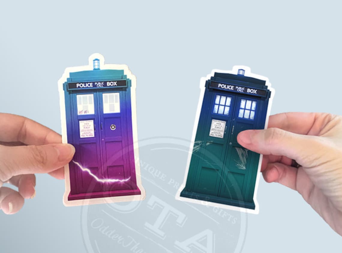 Cracked TARDIS Sticker | Doctor Who Vinyl Decal | 11th Doctor and Amy ...