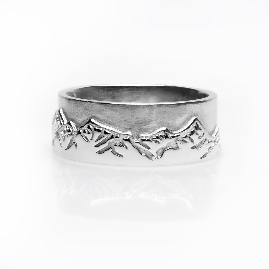 The Ridge Ring - 14K White Gold - Etsy