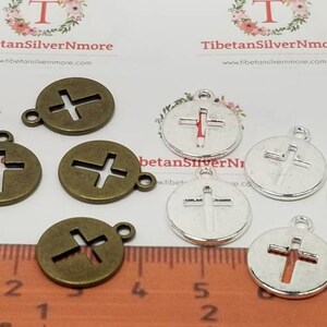 14 Pcs per Pack of 14mm Plain Cut Out Cross Coin Pendant in Silver ...