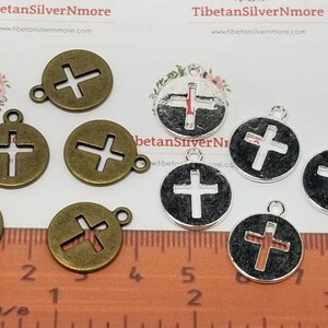14 Pcs per Pack of 14mm Plain Cut Out Cross Coin Pendant in Silver ...