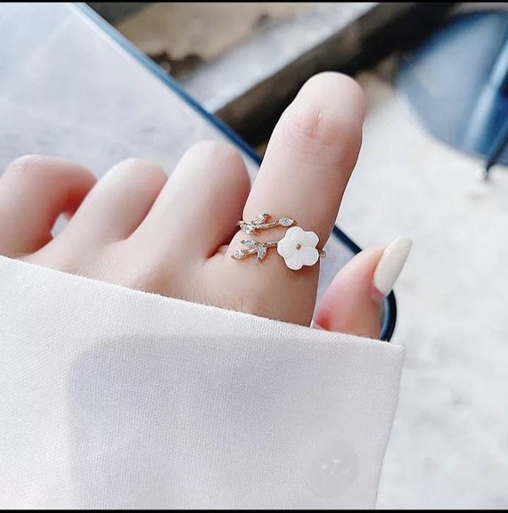 Fashion Flower Rings