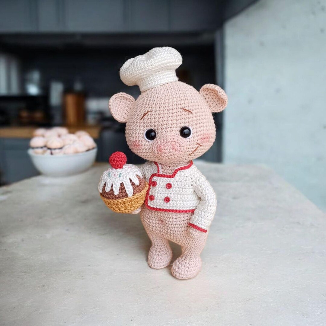 Cupsy the Baker Pig Crochet Pattern Amigurumi Pig PDF - Etsy
