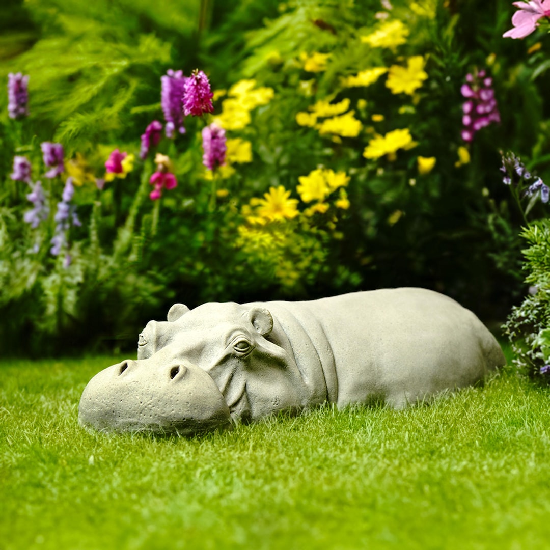 Stone Resin Garden Hippo Yard Ornaments - Unusual Gifts for Gardeners ...