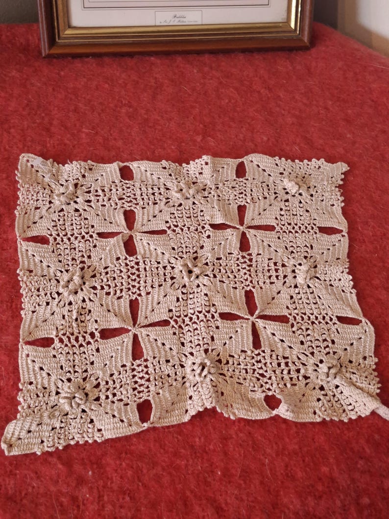 Vintage, Linen, Embroidered and Crocheted Doilies, Square/ Rectangle ...