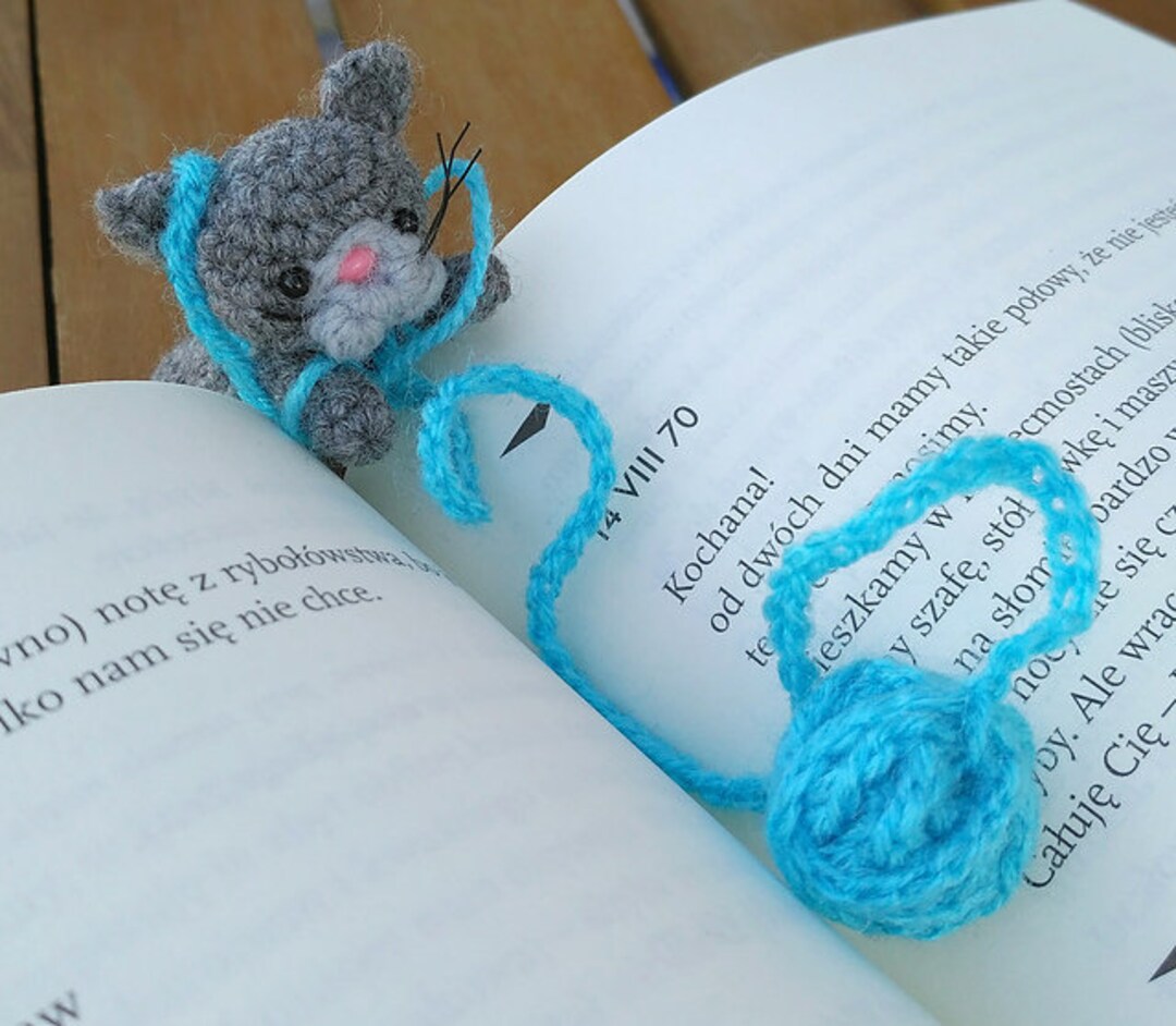 Puss in Books, Cat, Kitty, Crochet Bookmark PDF PATTERN - Etsy