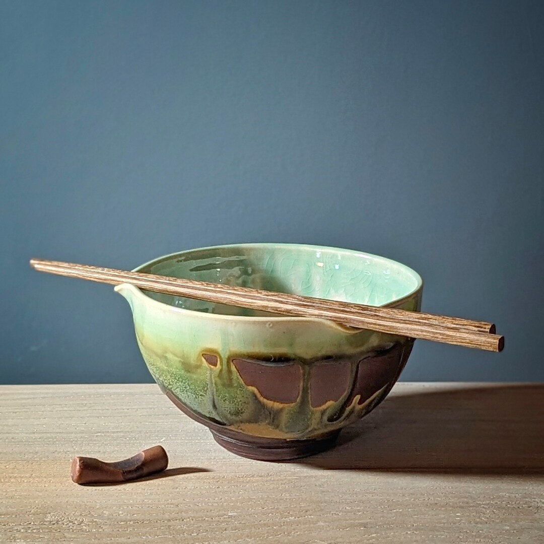 Pottery Noodle Bowl or Ramen Bowl, Rice Bowl With Wooden Bamboo ...