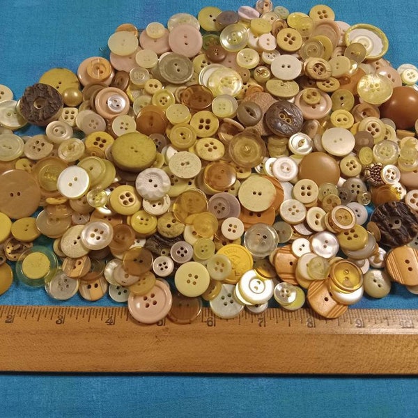 Bulk Yellow Buttons - Etsy