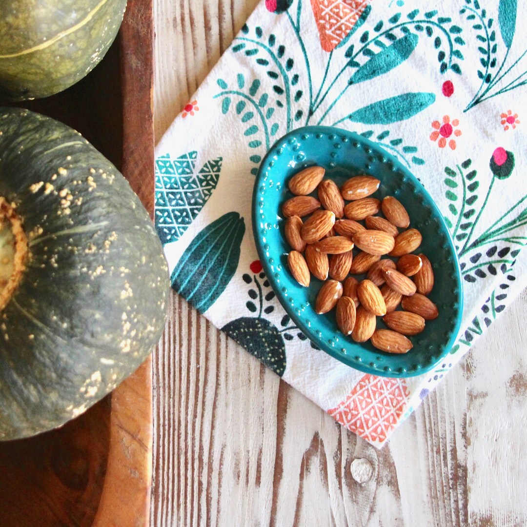 Small Oval Dish - Soap Dish - Snack Dishes - Jewelry Dish Display ...