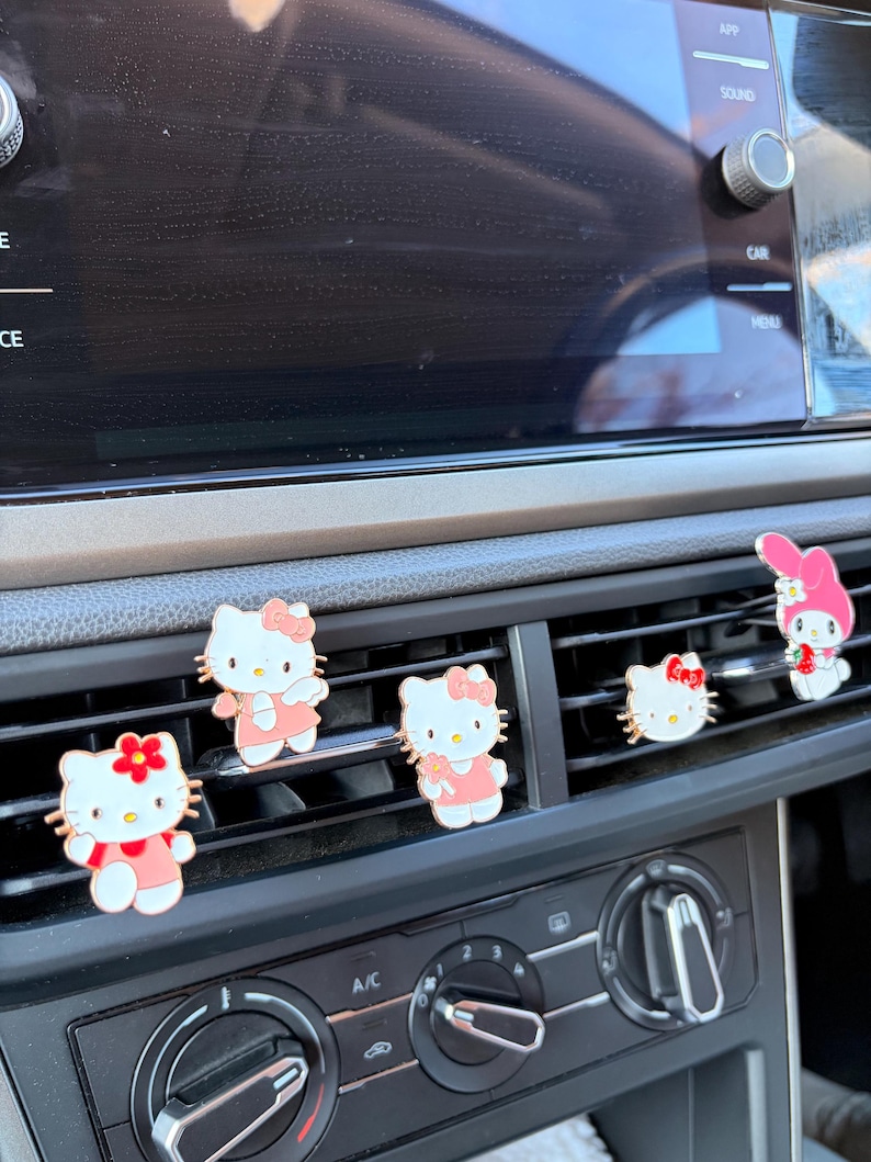 Cute Sanrio Hello Kitty Car Air Vent Clip | Decorative Car Vent Charms ...