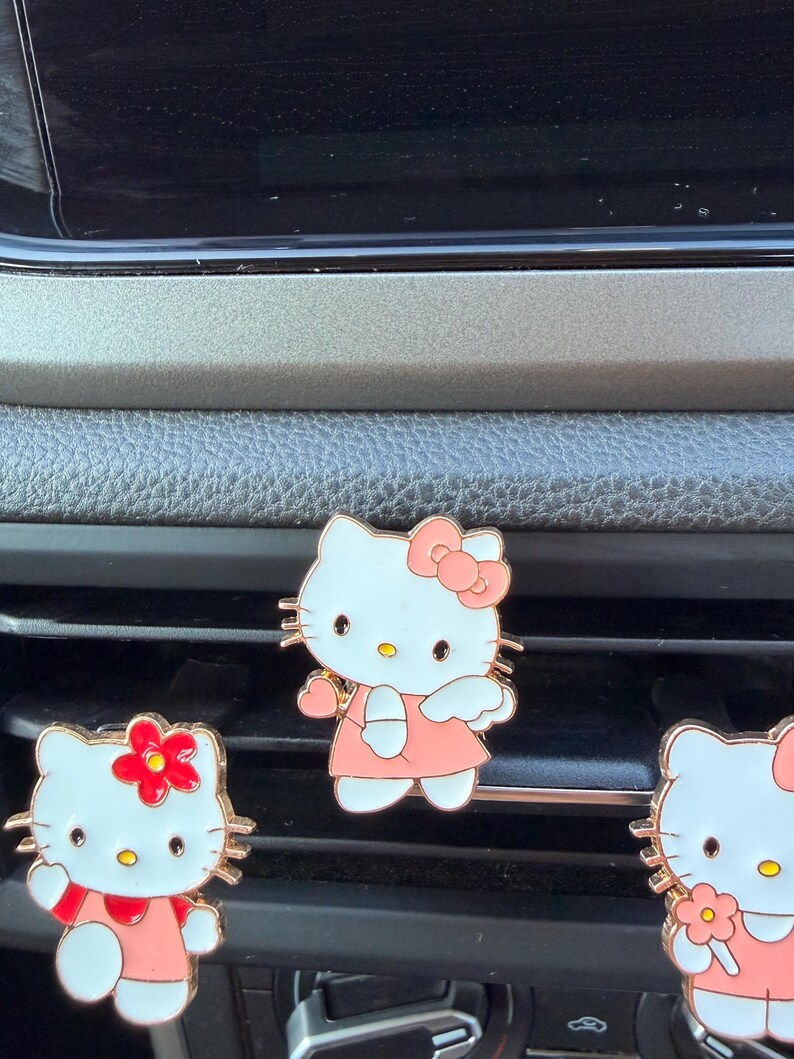 Cute Sanrio Hello Kitty Car Air Vent Clip | Decorative Car Vent Charms ...