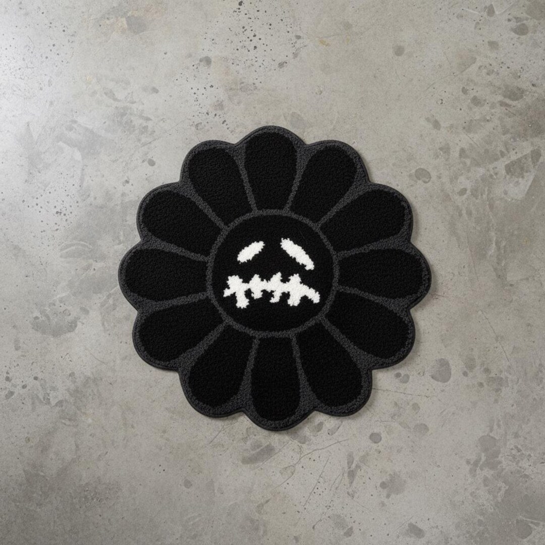 Black Flower Tufted Rug, Gothic Spooky Face Carpet, Japanese Art ...