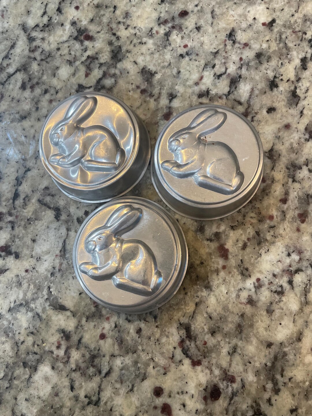 Vintage Aluminum Rabbit Baking Molds Set of 3 - Etsy