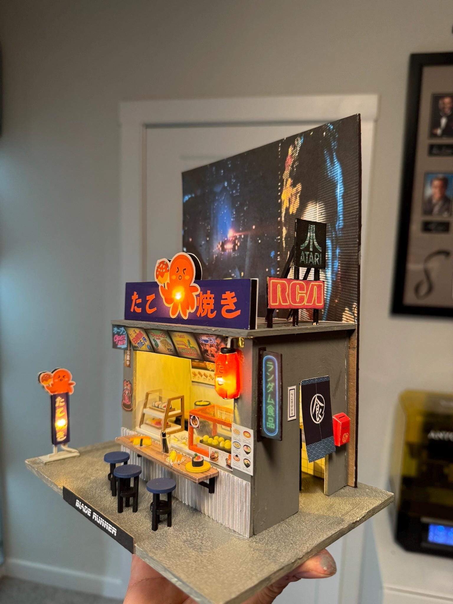 Blade Runner Noodle Shop Diorama - Etsy
