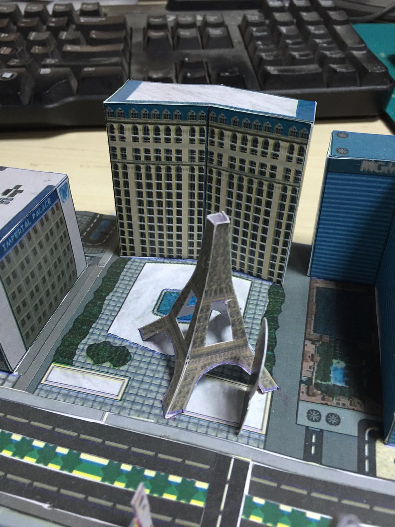 Las Vegas Strip Diorama Made Out of Paper - Etsy
