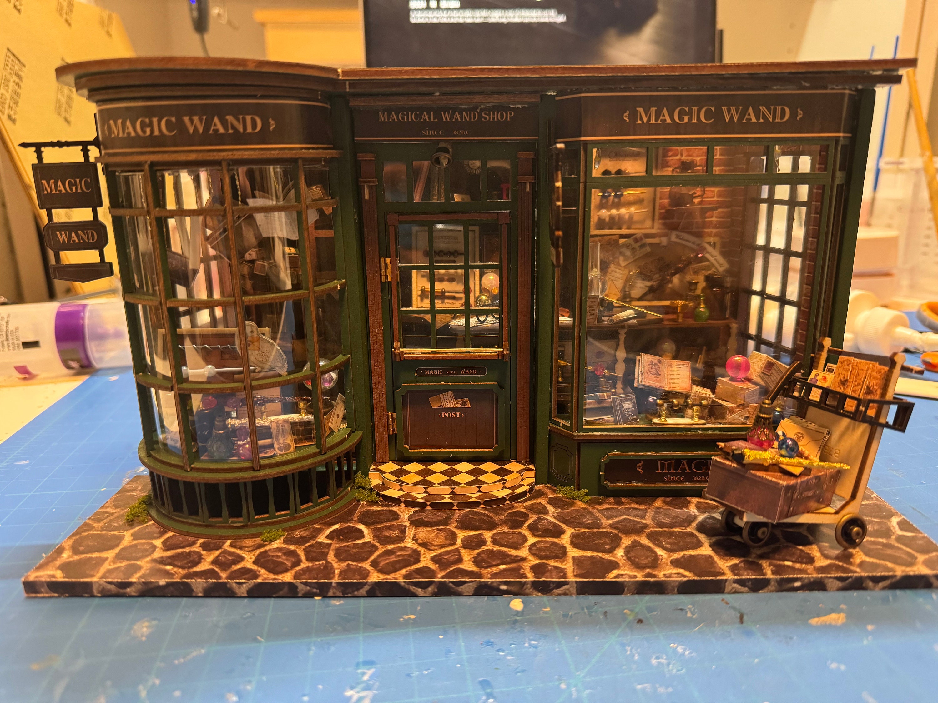 Harry Potter Wand Shop Diorama - Etsy