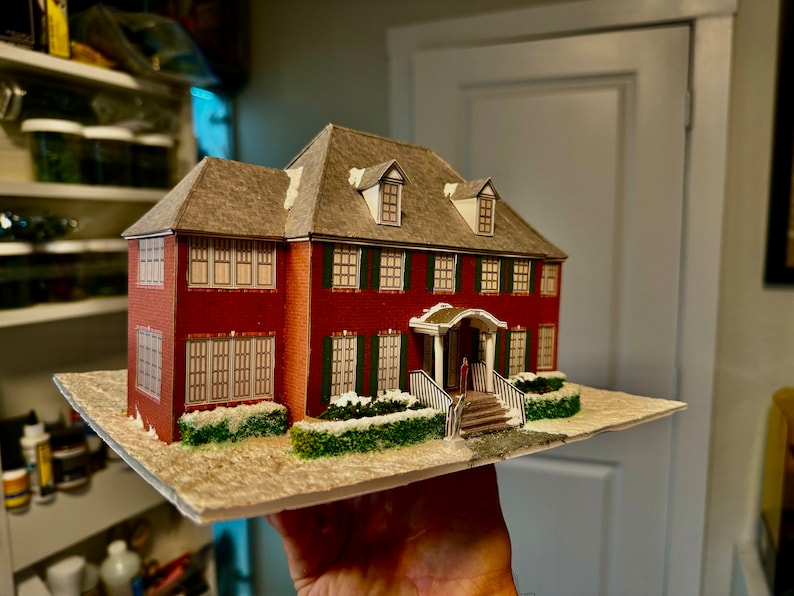Mccallister "home Alone" House Model - Etsy