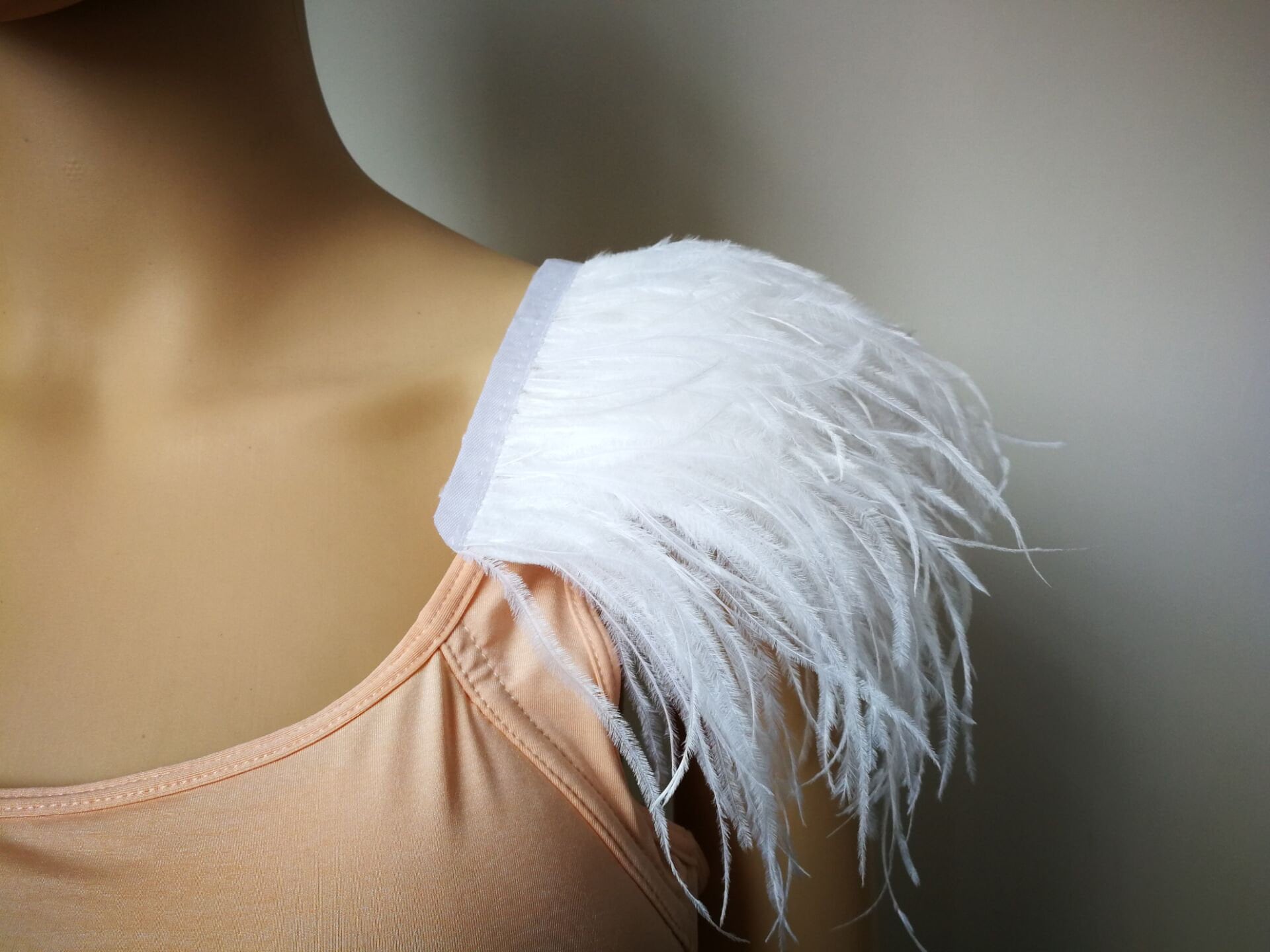 One Pair White Bridal Feather shoulder Feather epaulettes | Etsy