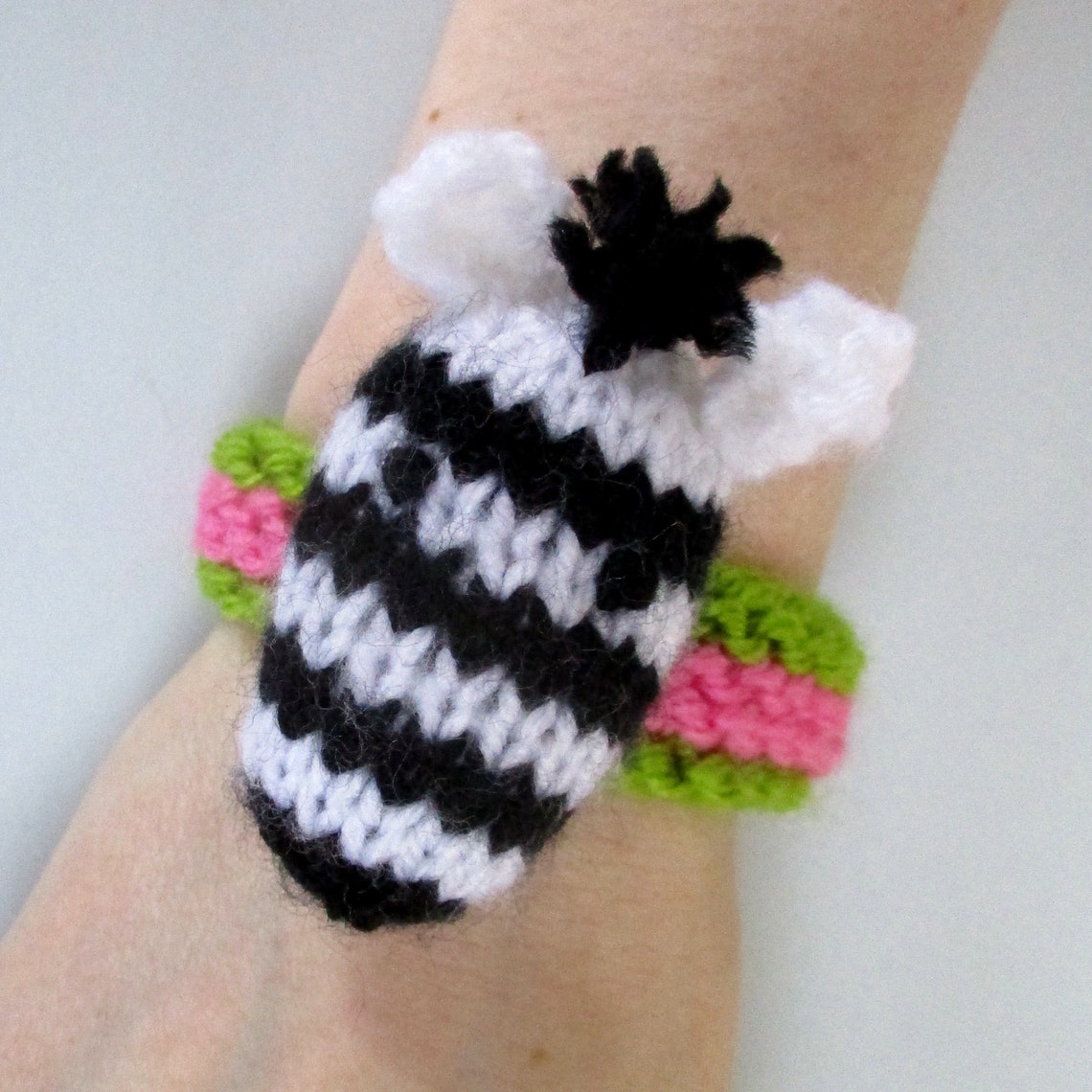 10 Fun Animal Heads Knitting Pattern for Knitted Pencil and Bottle ...
