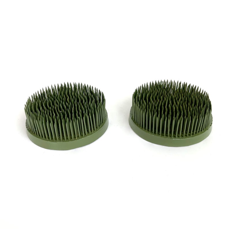 Round Metal Flower Holder Pin Frog Sets ~ the Perfect Gift for ...