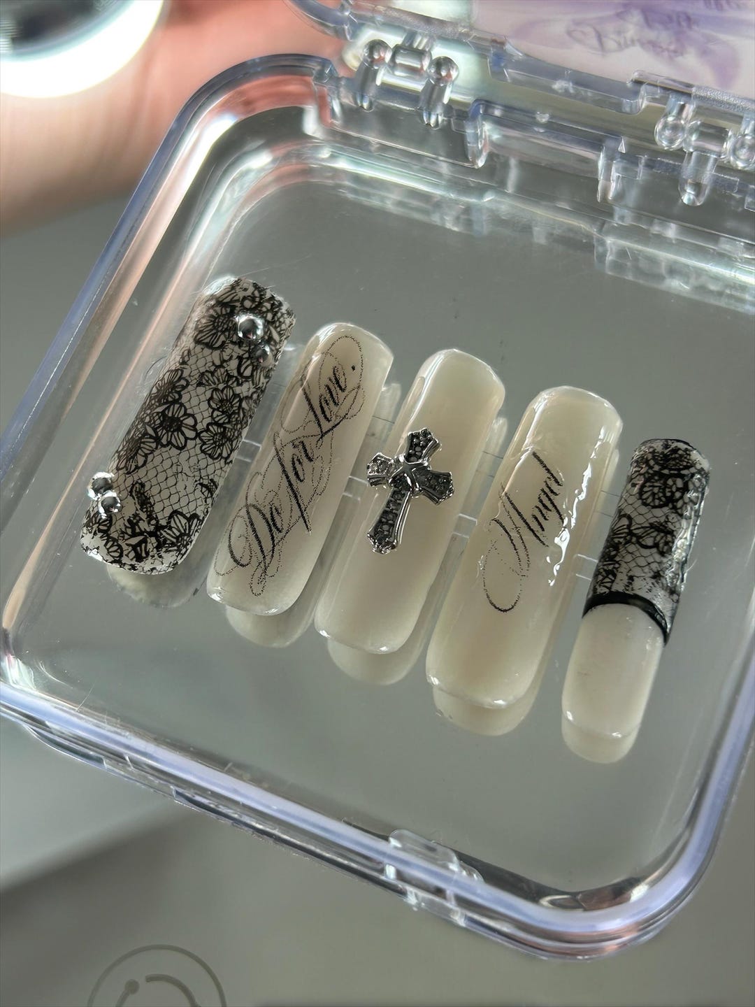 Press on Nails: Handmade Personalized Acrylic False Nails - Etsy