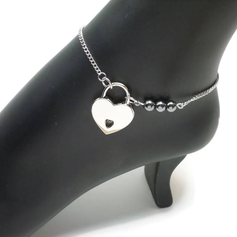SerenityInChains - Etsy