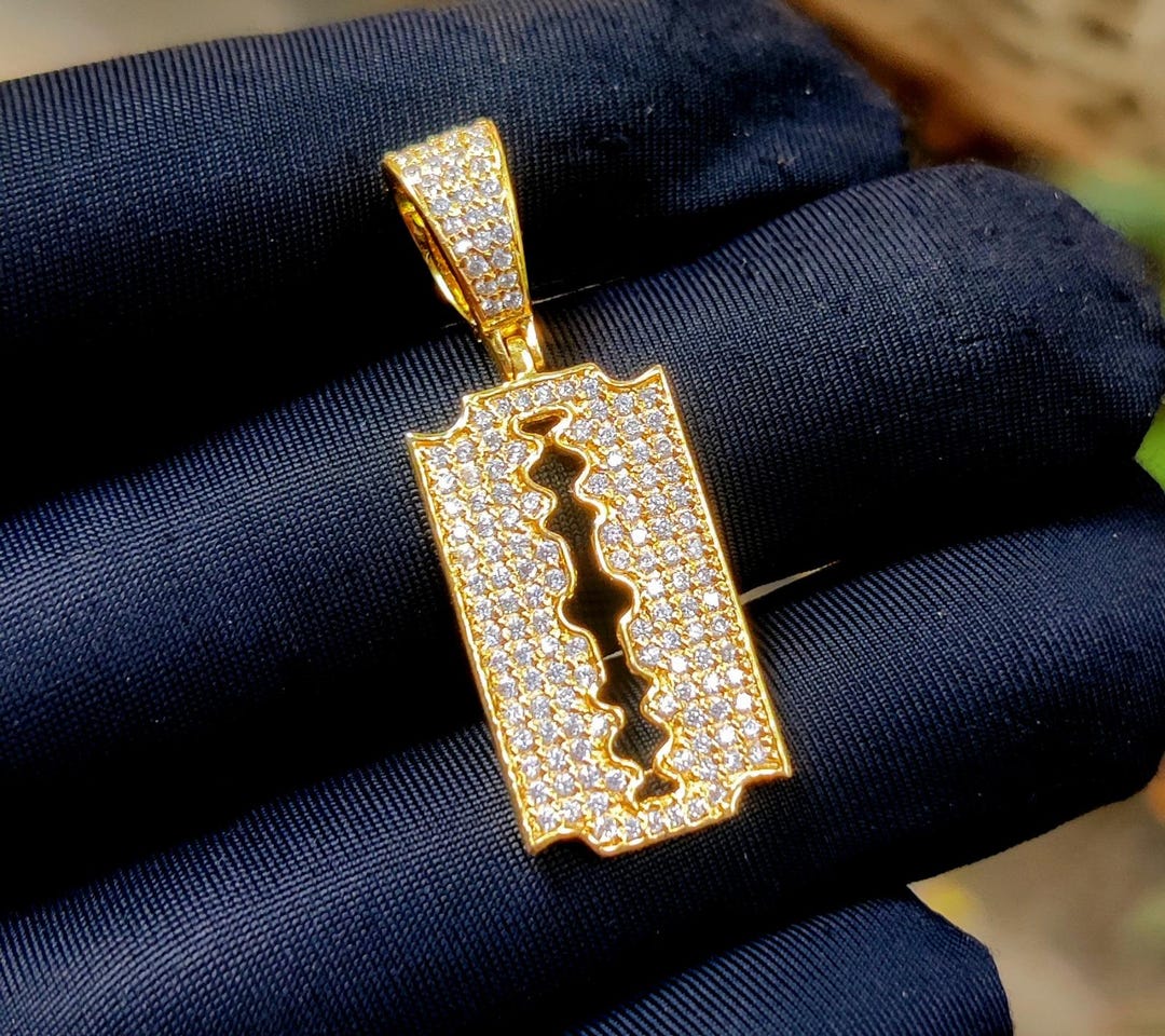 Round Cut Simulated Diamond Razor Blade Pendant 14K Yellow Gold Finish ...
