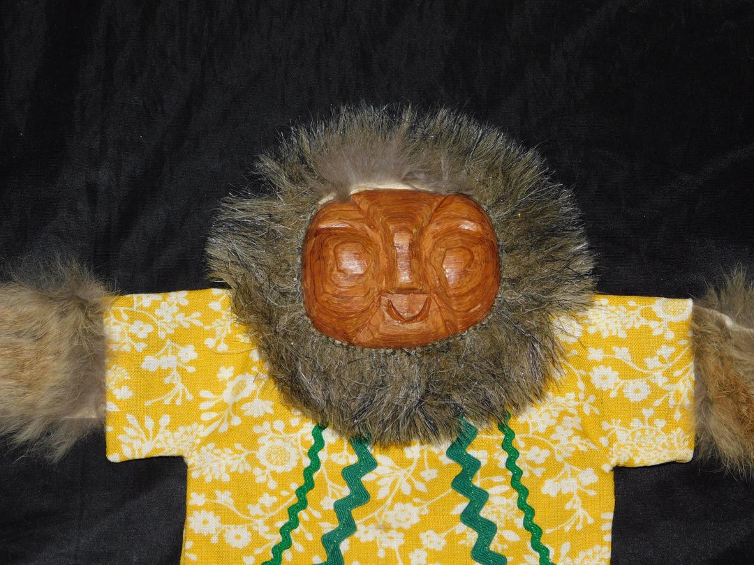 Vintage Alaska Eskimo Happy Woman Hugging Hand Puppet Yellow Green ...
