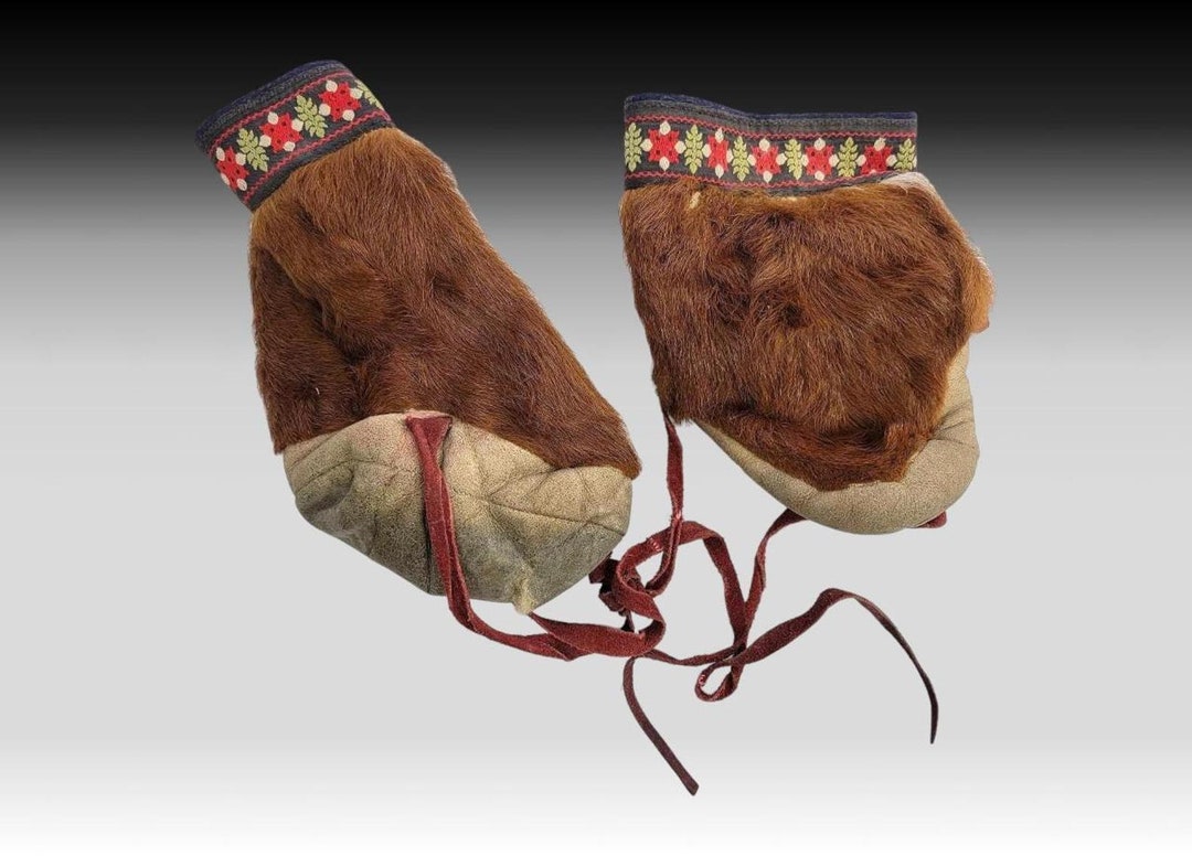 Vintage Inuit Made Brown Fur Hide Leather Kids Mukluk Boots Black Red ...